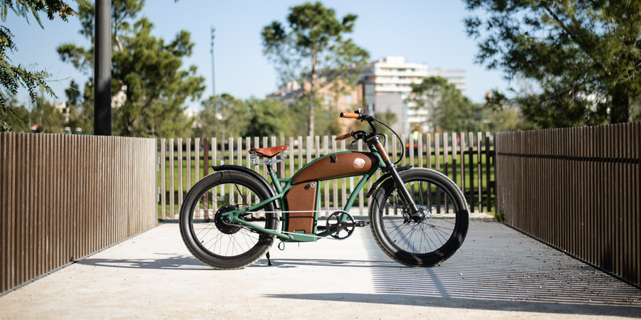 Rayvolt Cruzer - Timeless Café Racer E-bike for Iconic Adventures
